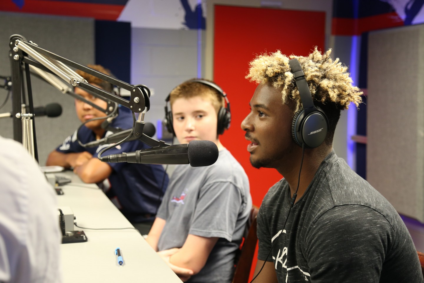 Sports Broadcasting Summer Programs | Dean College