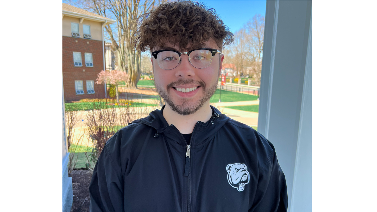Meet the Class of 2022 Commencement Speaker: Jimmy Munro ’22 | Dean College