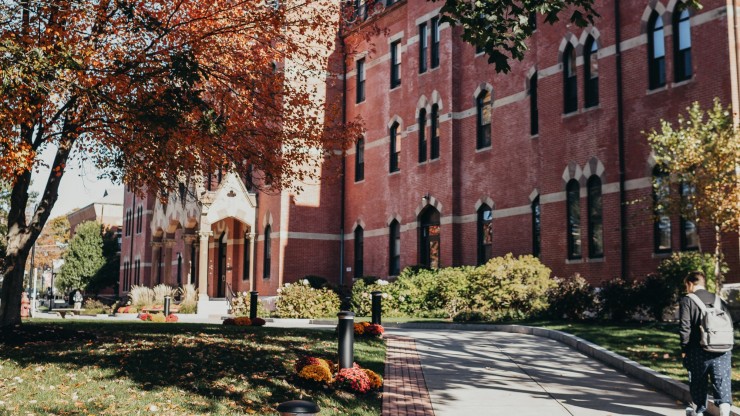 Loan Options for Students | Dean College